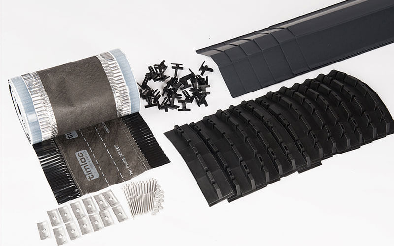 Ubbink Dry Hip Kit | RoofNStop Roofing Supplies Ireland