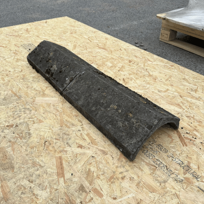Reclaimed Universal Concrete Angled Ridge 450mm | RoofNStop
