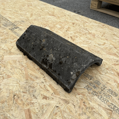 Reclaimed Universal Concrete Angled Ridge 450mm | RoofNStop